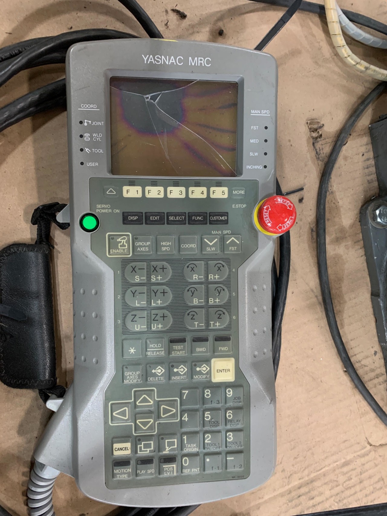 YASKAWA YR-K3-C000 ENCM-RM6022 YASNAC MRC MOTOMAN ROBOT AND CONTROLLER ASSEMBLY For Sale | Aucto