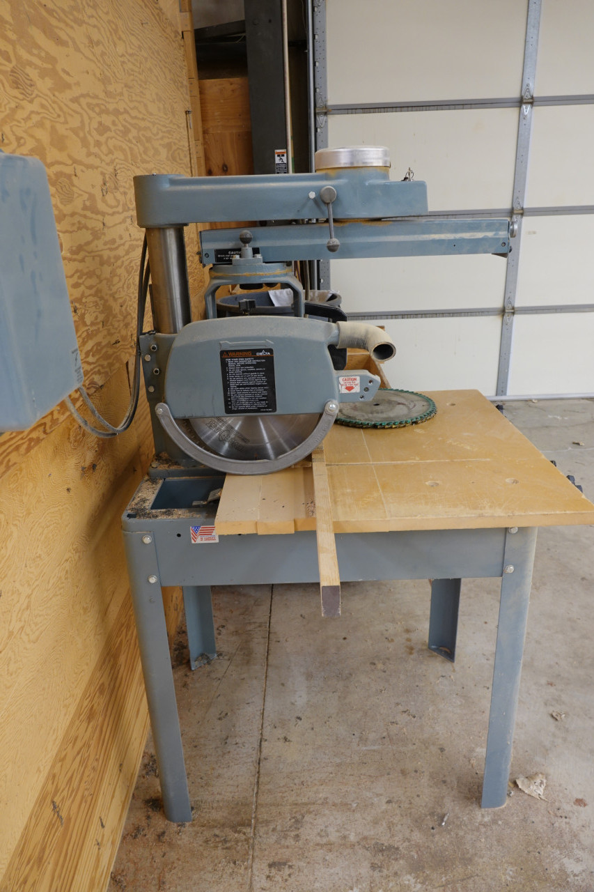 Delta 10" Radial Arm Saw For Sale | Aucto