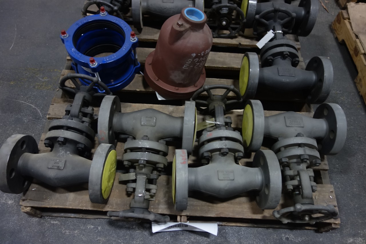 4 PALLETS OF ASSORTED VALVES AND VALVE ACCESSORIES For Sale | Aucto
