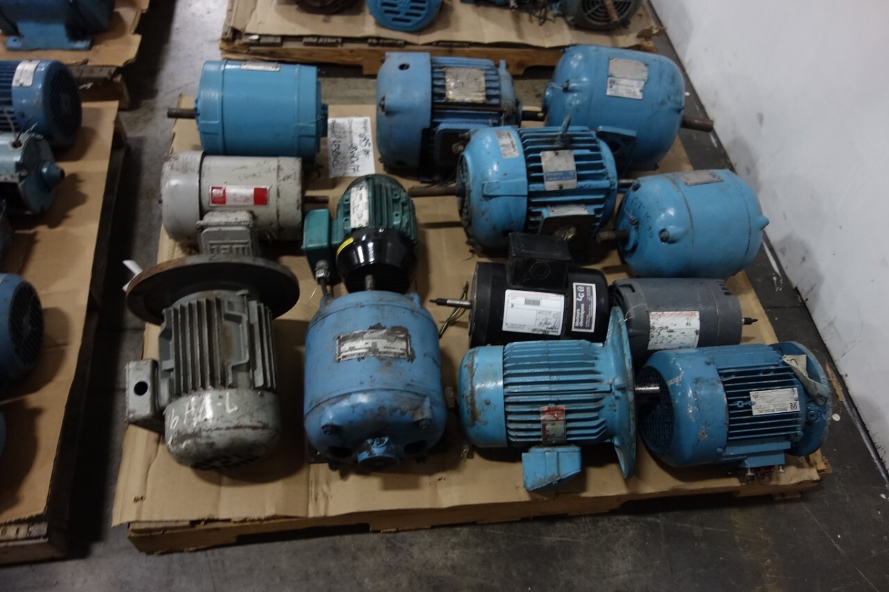 4 PALLETS OF ASSORTED 575V AC ELECTRIC MOTORS