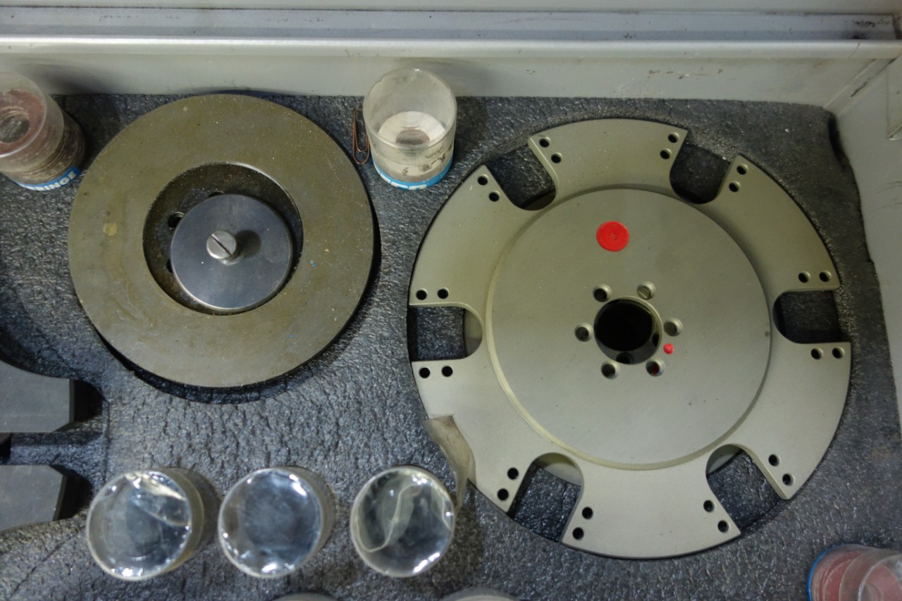 EFCO SL-15 PORTABLE GRINDING AND LAPPING MACHINE For Sale | Aucto