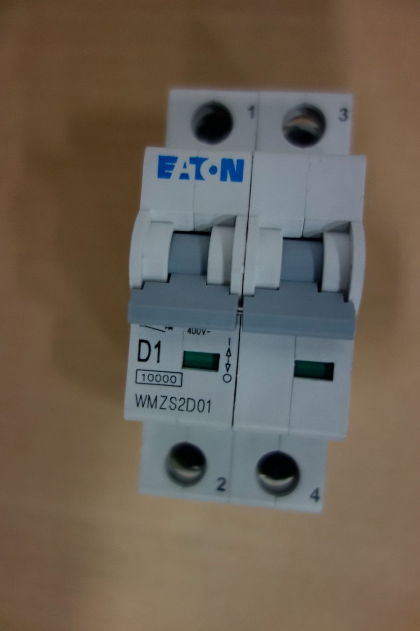 PALLET OF ASSORTED EATON CIRCUIT BREAKERS