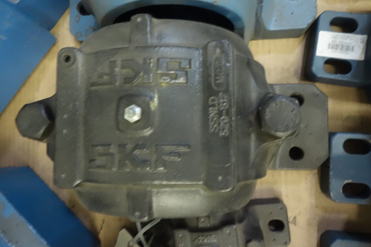 PALLET OF SKF SPLIT CASE PILLOW BLOCK BEARING HOUSINGS