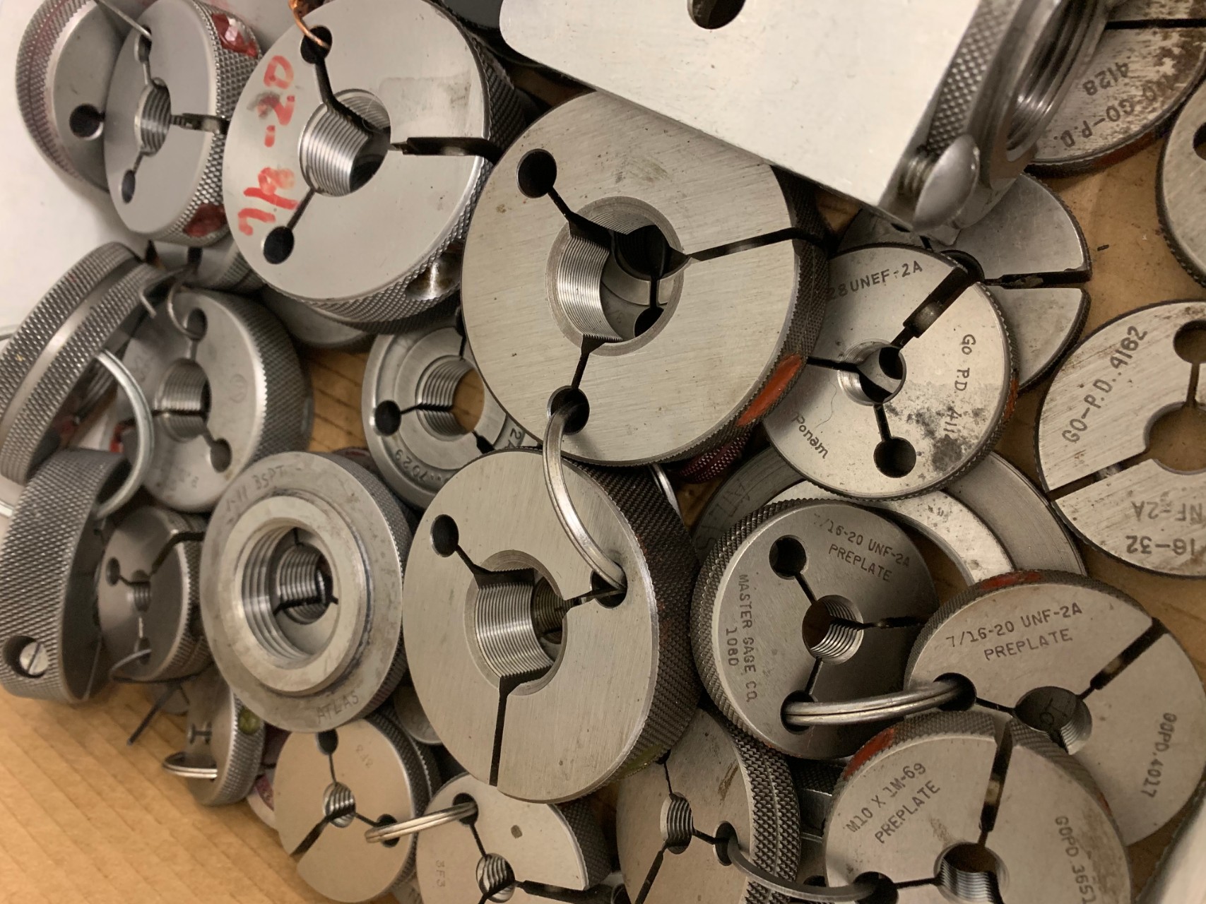 Precision Thread Measuring Gages