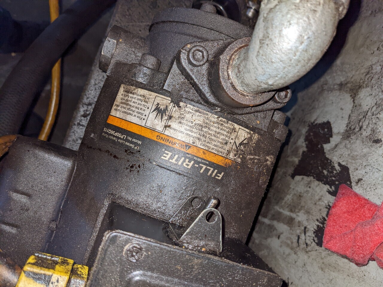 FILL-RITE LP50P36Q115 ROLLING WASTE OIL PUMP RESERVOIR For Sale | Aucto