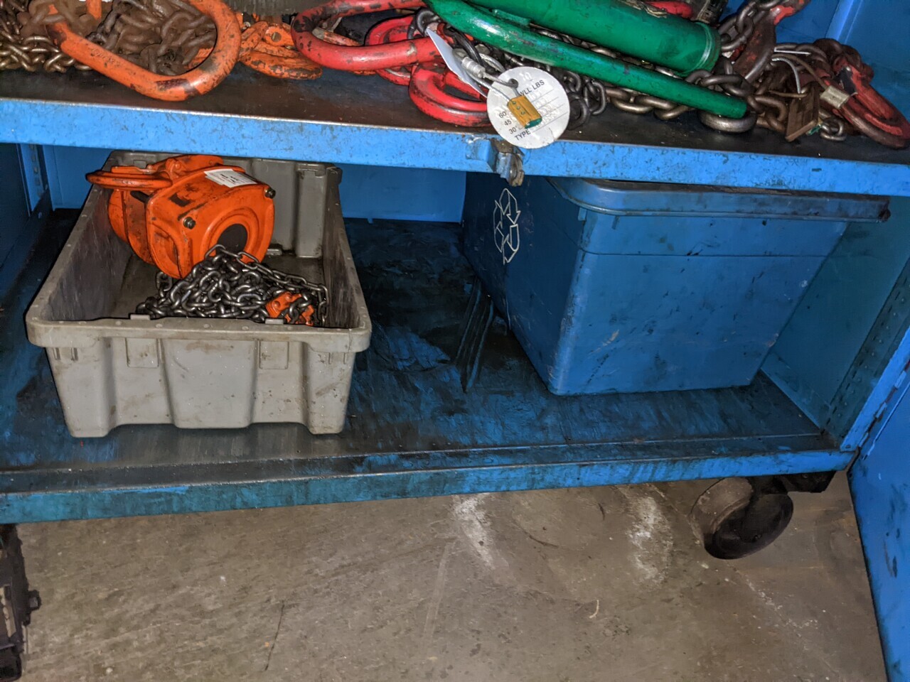 ROLLING TOOL CABINET WITH CONTENTS, ASSORTED RIGGING EQUIPMENT, SLINGS ...