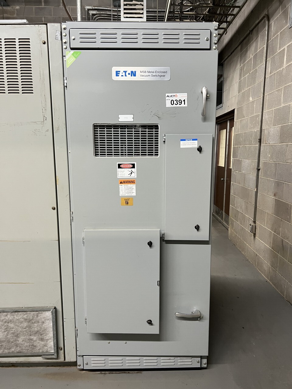 Eaton VCP vacuum breaker & switchgear For Sale | Aucto
