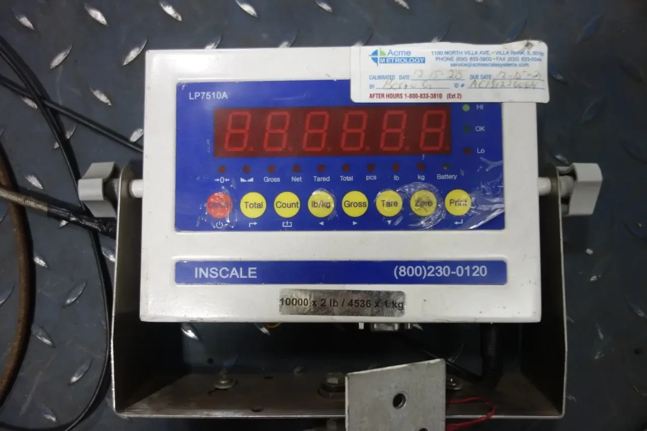 INDIANA LP7620 FLOOR SCALE