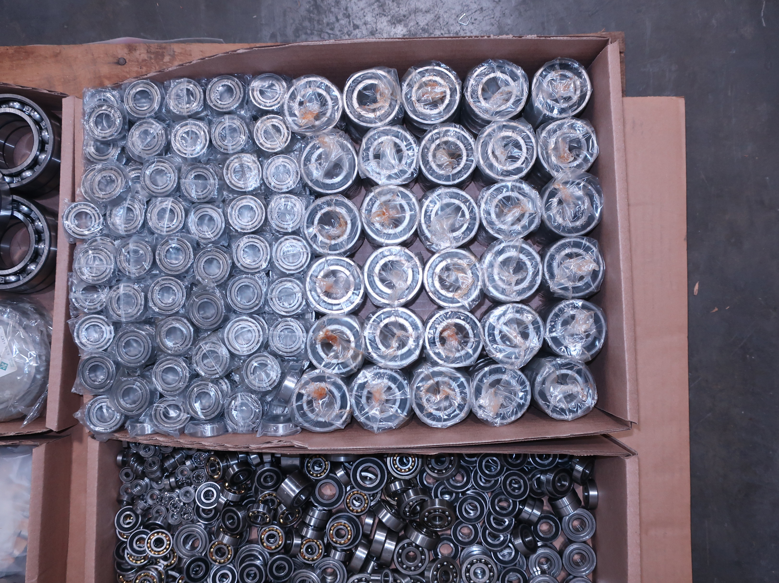 SKU 1726736 - PALLET OF ASSORTED BEARINGS, ROLLER BEARINGS, BALL ...