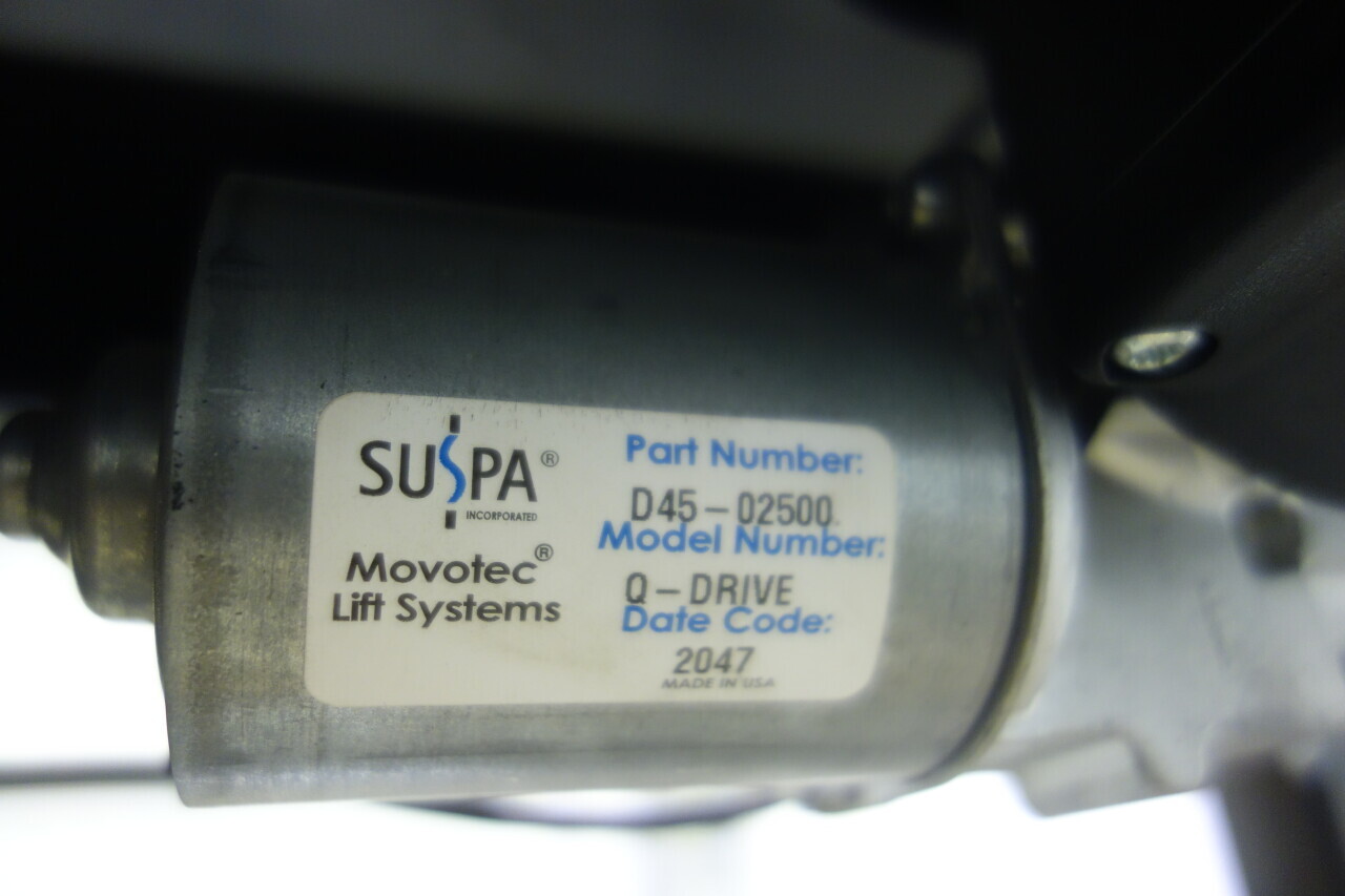 DMT LEVELIZER PERSONNEL PLATFORM WITH ARTICULATING STAIRS