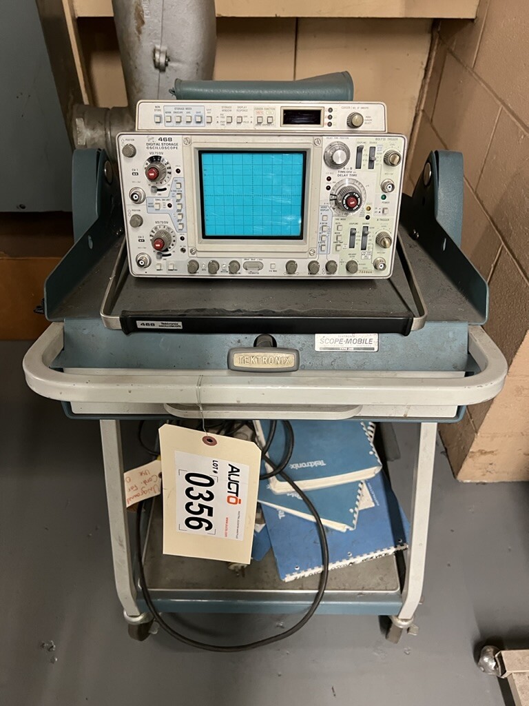 Tektronix 468 oscilloscope