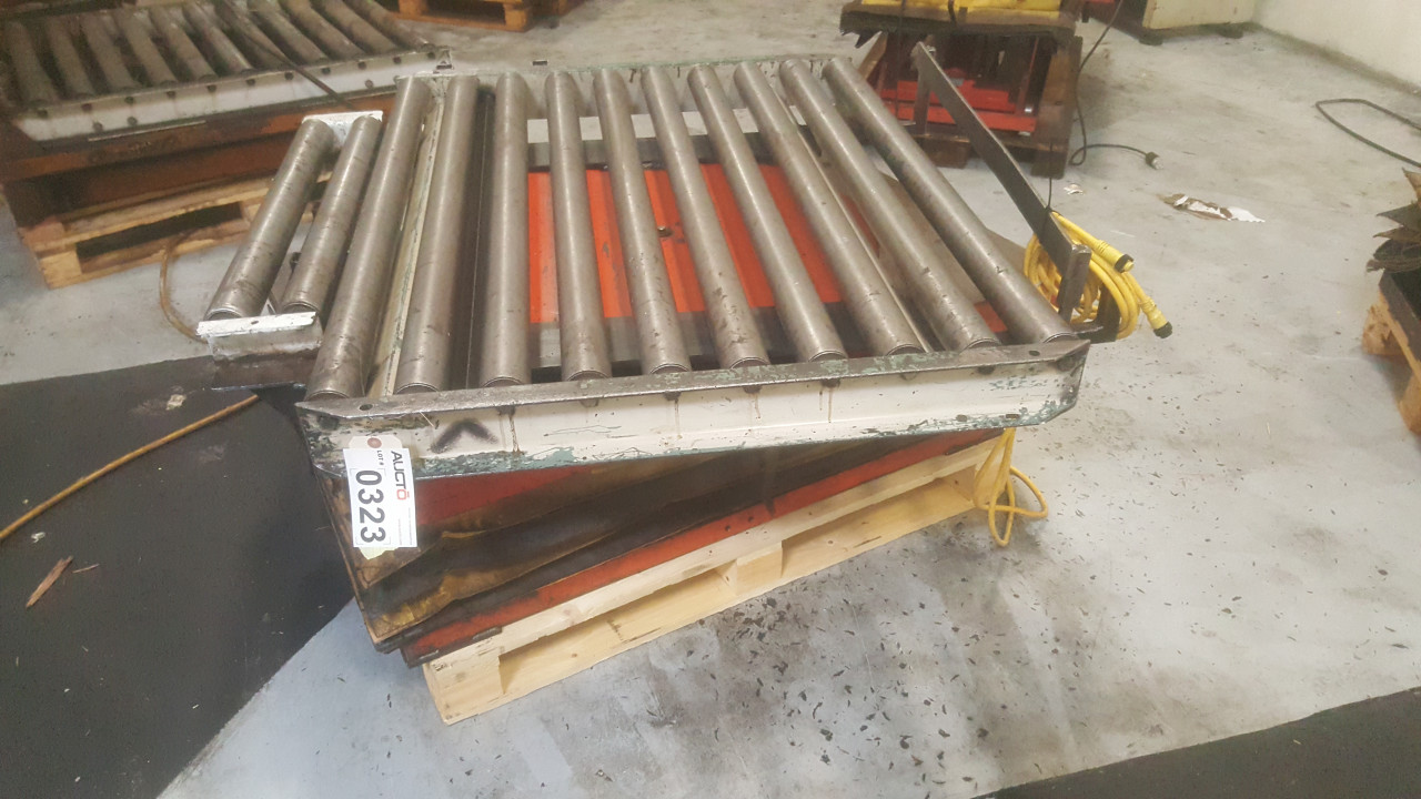Lee XL36-20-MOD electric scissor lift table with roller conveyor ...