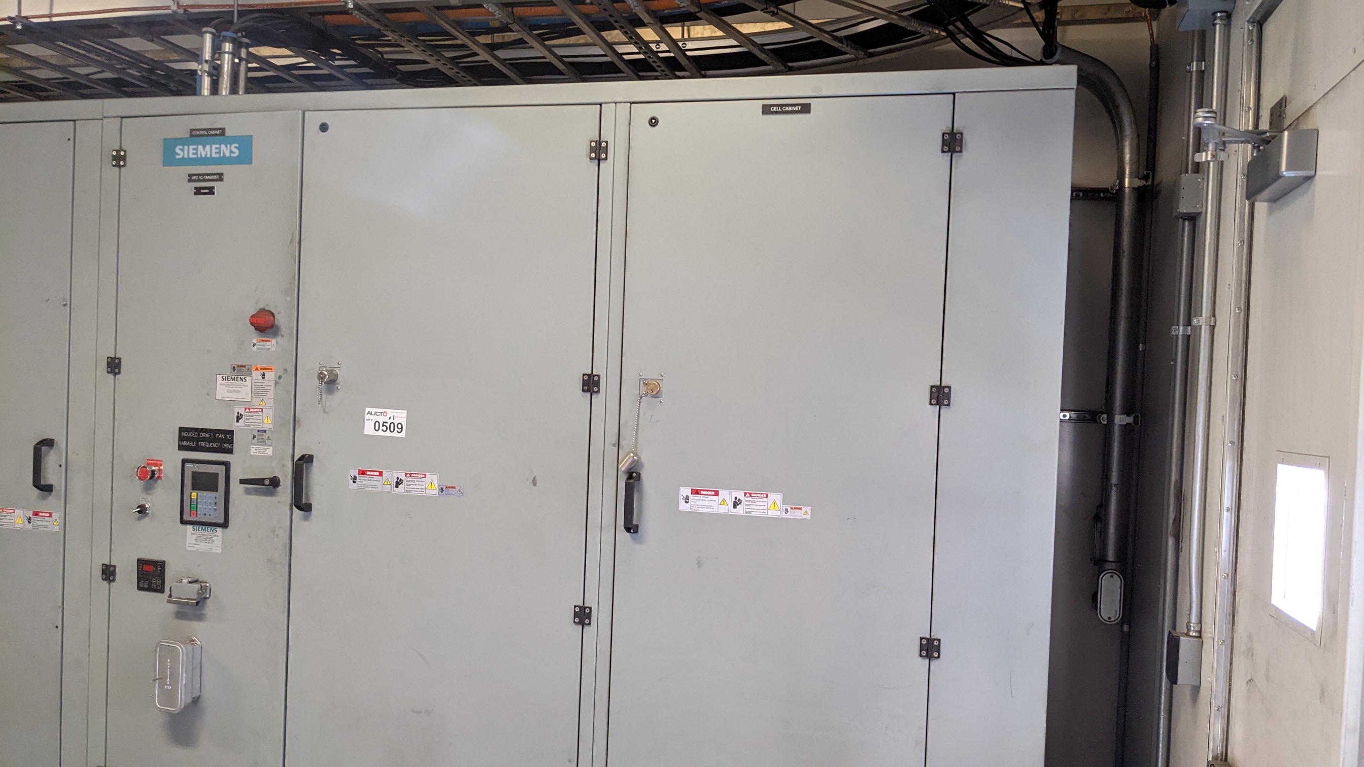 SIEMENS VFD 3 DOOR CONTROL CABINET