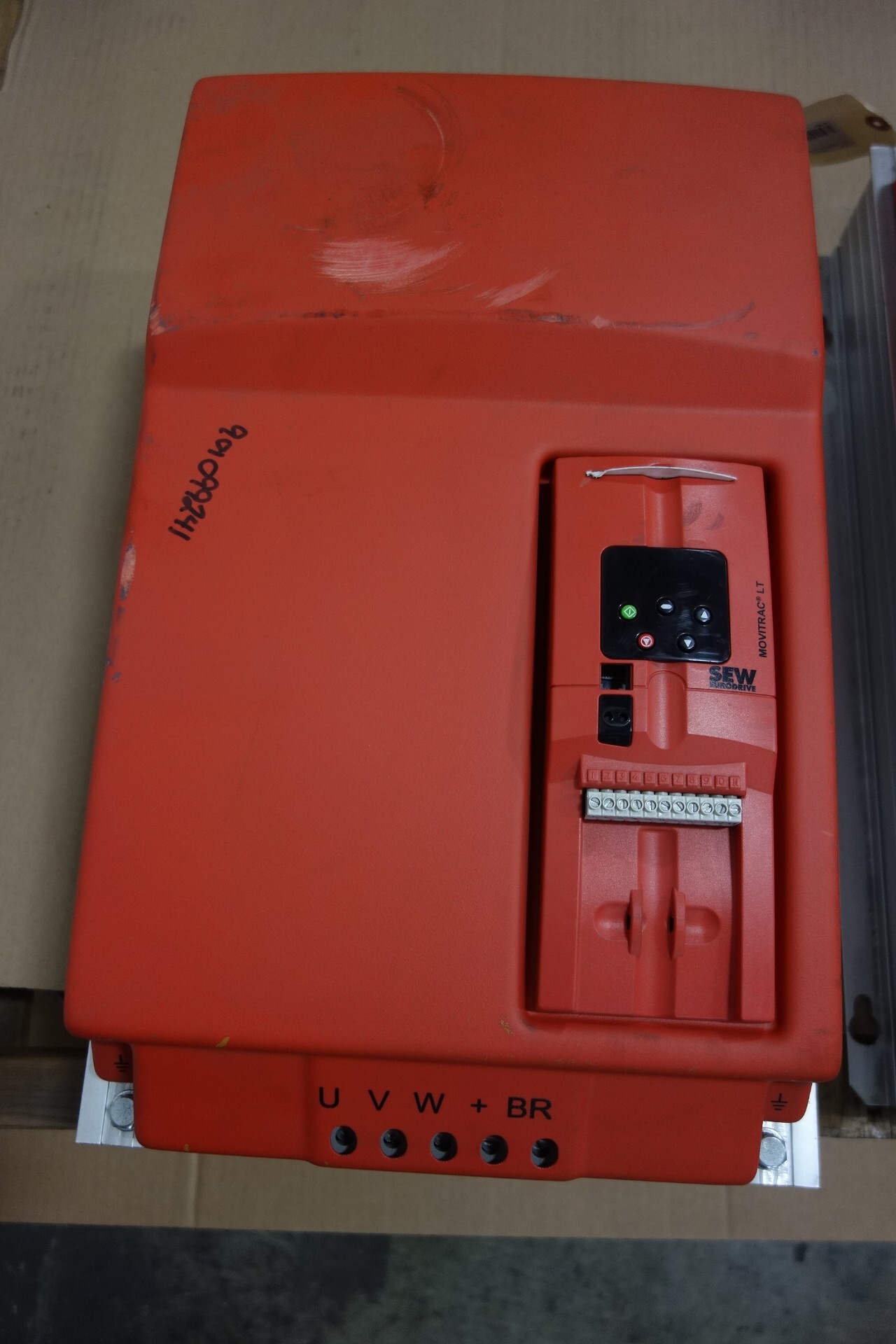 LOT OF 2 SEW EURODRIVE AC VFD DRIVES For Sale | Aucto